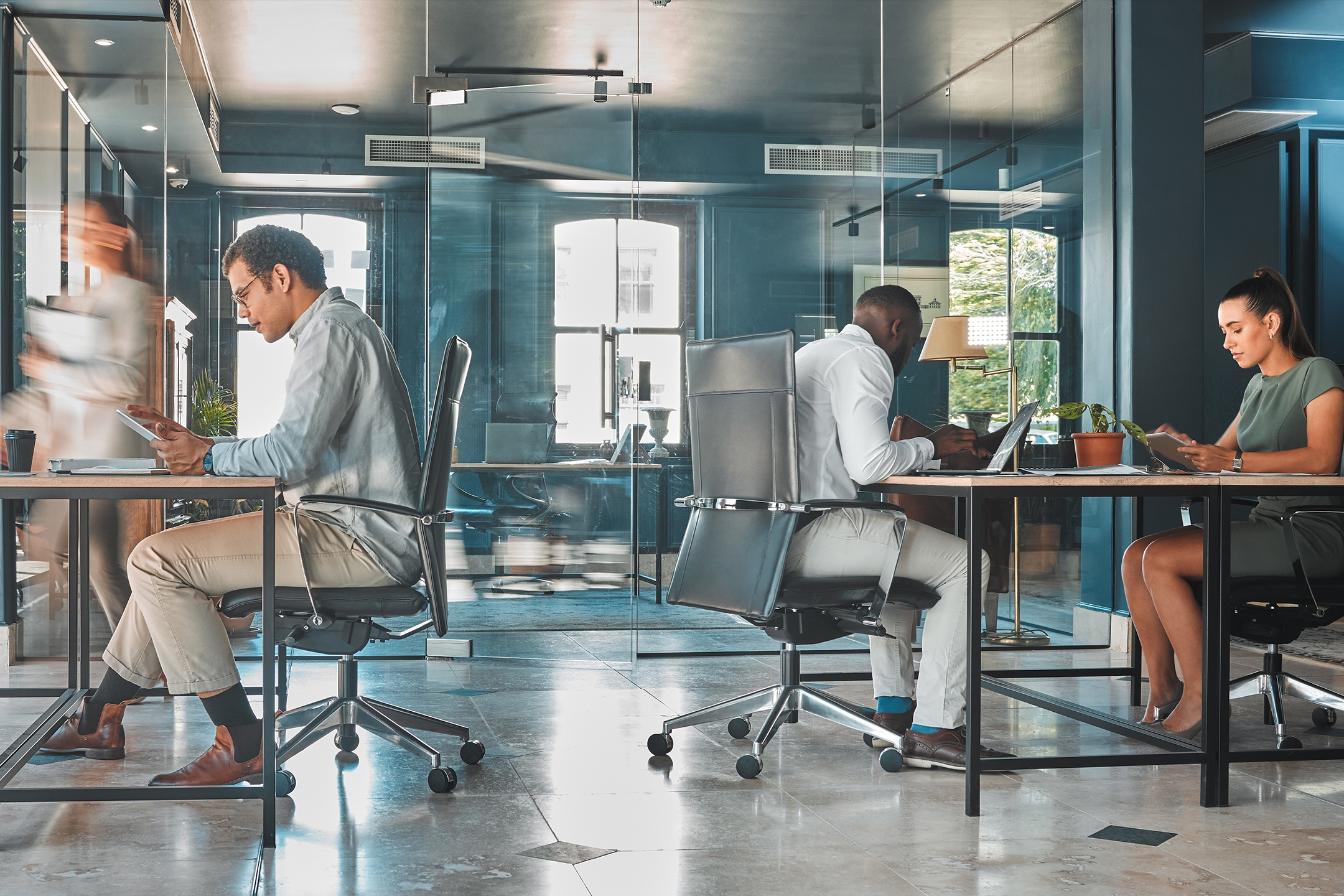 How to navigate change management with the help of an Employee Experience Platform (EXP) | Huler